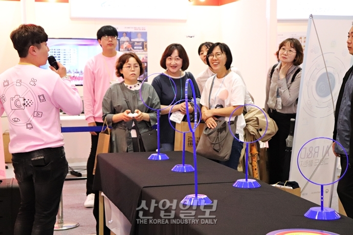 [포토뉴스] WORLD IT SHOW 2019, 5G VR 등 다양한 체험 한가득